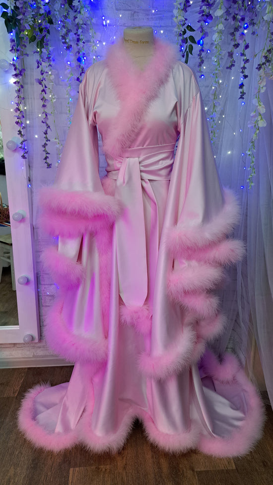 Rich widow robe in satin, pop culture edition – Woman's Armor Workshop